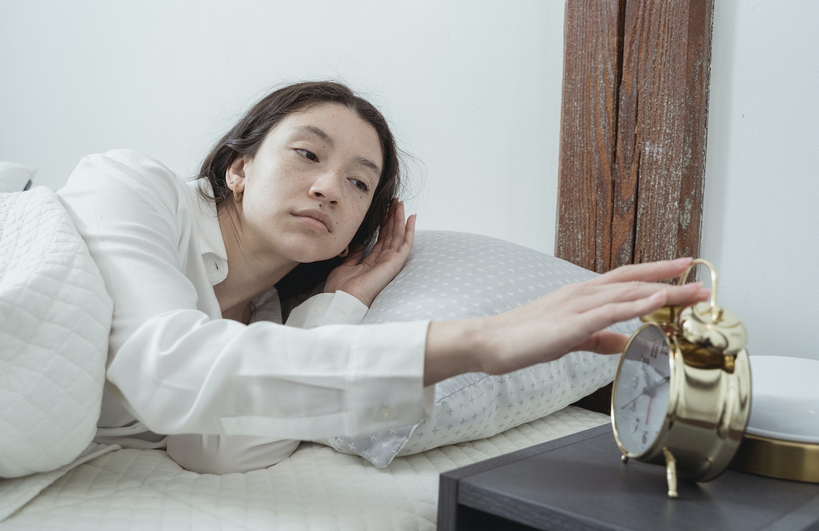 Why do I forget my dreams? How To Remember Them (Expert Tips)