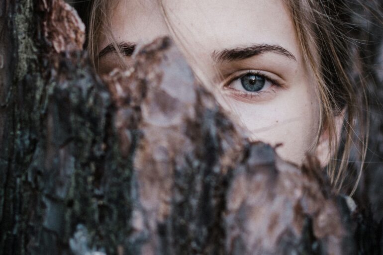 What is a Perceptive Person Like? 11 Signs You're Highly Sensitive